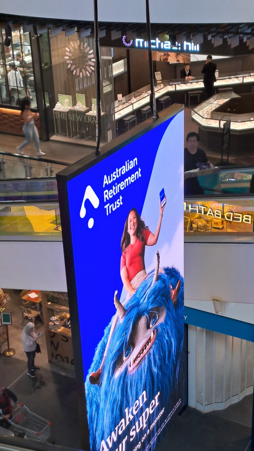 Airport Display Platforms - Digital Place Solutions